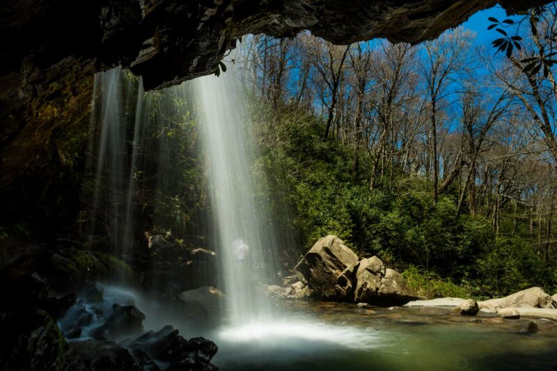 victorie.com - Wearin' The Cross Of My Calling