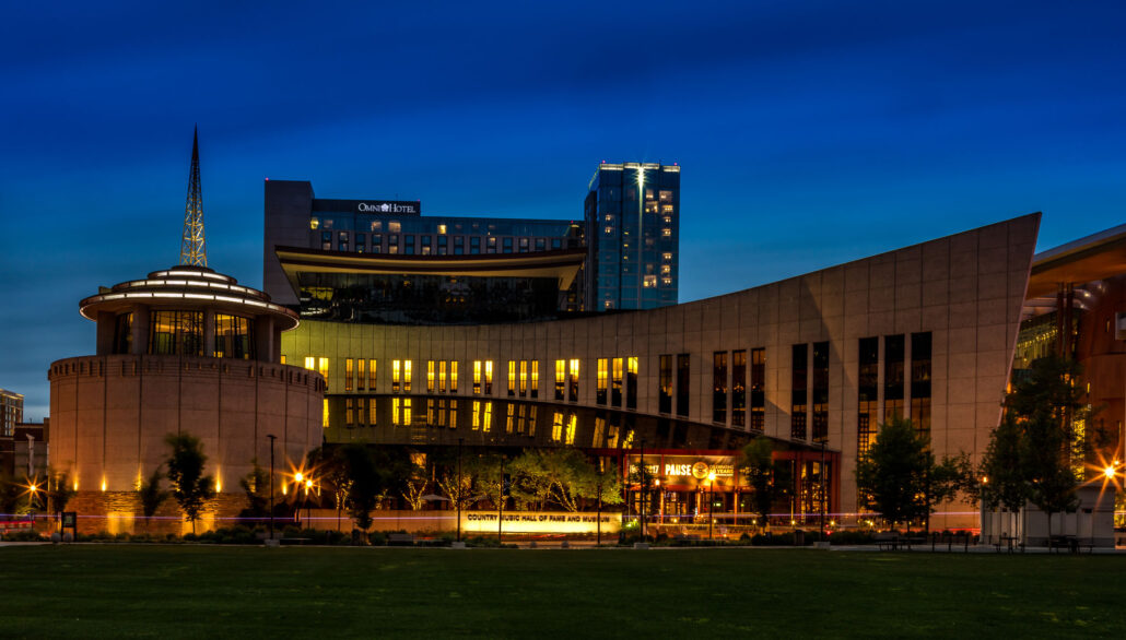 victorie.com - Wearin' The Cross Of My Calling